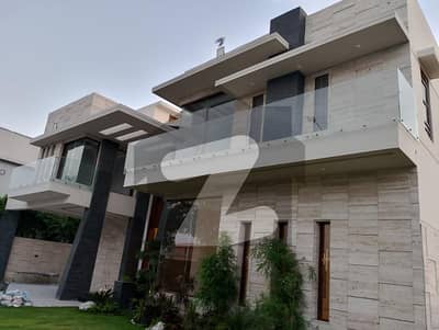 EXQUISITE 6-BEDROOM BUNGALOW FOR SALE | DHA PHASE 8 DEFENCE, KARACHI ...