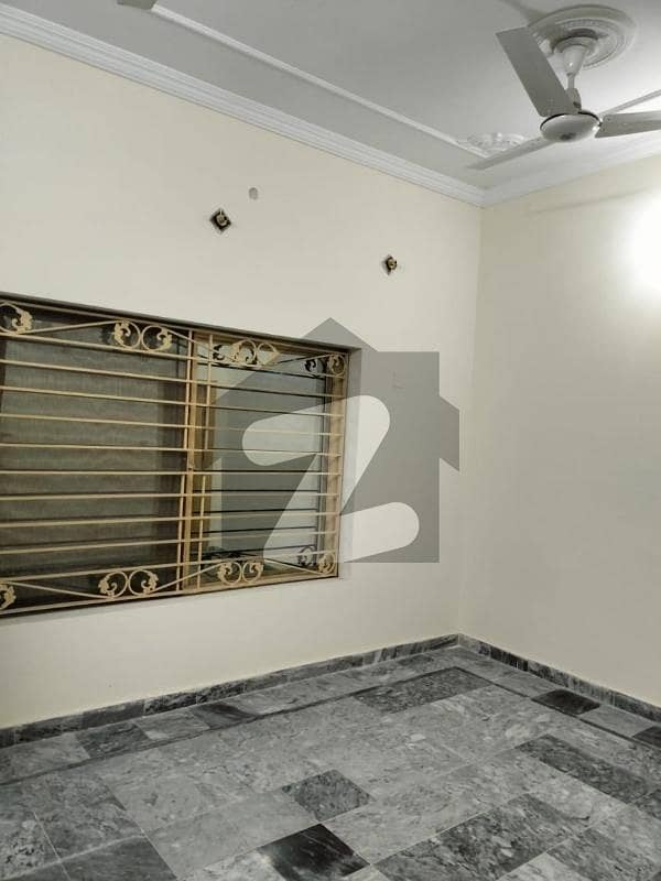 In Ghauri Town Phase 5B Beautiful Lower Portion For rent Sized 6 Marla ...