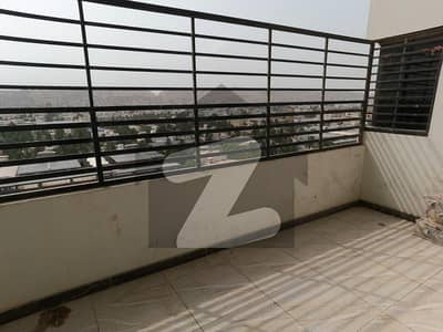 Prime Location Flat Of 1400 Square Feet For Sale In North Nazimabad ...
