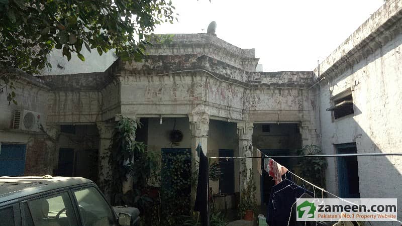 Old House Is Available For Sale In Garhi Shahu Lahore Garhi Shahu ...
