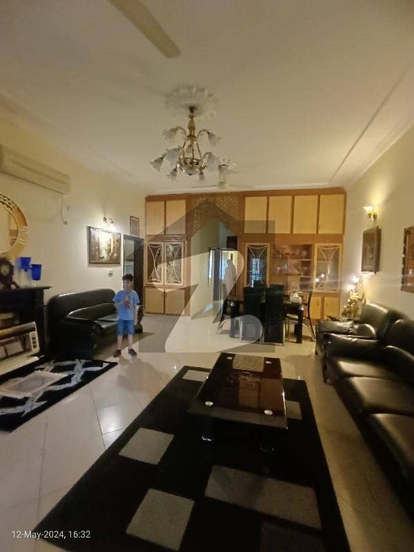 BEAUTIFUL LUXURIOUS 300 SQUARE YARD HOUSE FOR SALE NEAR PARK LANE ...