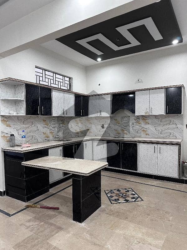 Get A 900 Square Feet Flat For Sale In Model Colony - Malir Model ...