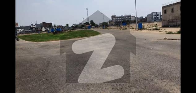 80FT ROAD NEXT TO CORNER NEAR PARK IDEAL LOCATION SEC KK DHA Phase 4 ...
