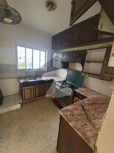 2 Bedrooms Apartment For Rent Available In Clifton Block 5 Clifton ...