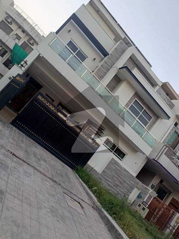 30*60 (8 Marla) Luxury House For Sale Prime Location Of G13 Isb Near ...