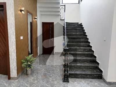 Own A Upper Portion In 10 Marla Multan Wapda Town Phase 1 - Block E ...