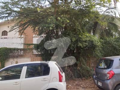 Prime Location House Of 1000 Square Yards In PECHS Block 3 For sale ...