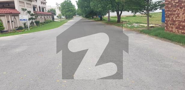 5 Marla Commercial plot on Main Boulevard Ready to Build Plaza Lake ...