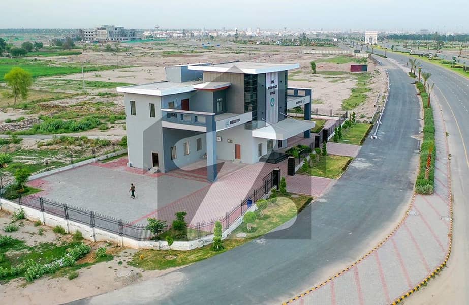 SECTOR M MAIN BOULEVARD PLOT PARKVIEW DHA Phase 1 - Sector M, DHA Phase ...