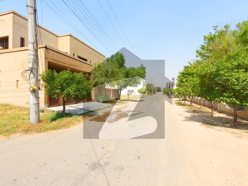 10 Marla Facing Park Plot For Sale In Premium Block SA Gardens Phase 2 ...