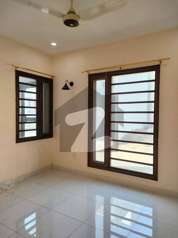 Upper Portion 3 Bed Rooms Drawing Lounge Washroom Store Room With Roof ...