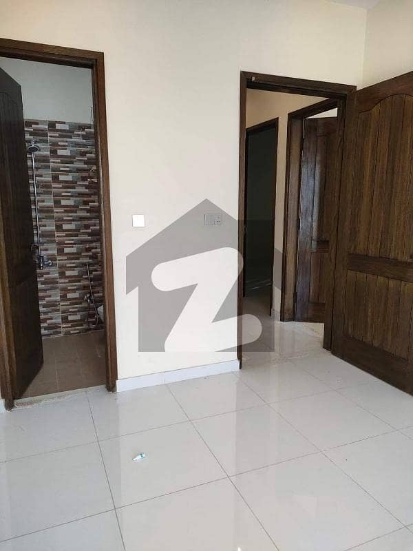 Upper Portion 3 Bed Rooms Drawing Lounge Washroom Store Room With Roof ...