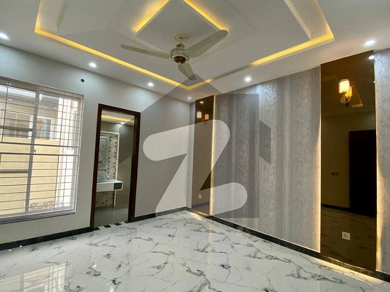 1 KANAL BRAND NEW LUXURY UPPER PORTION LOWER LOCK FOR RENT IN RAFI ...