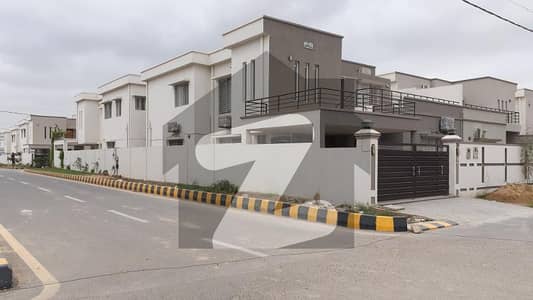 A Stunning House Is Up For Grabs In Falcon Complex New Malir Karachi ...