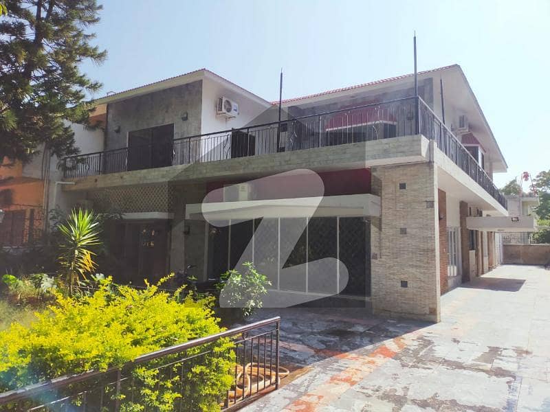 600 Square Yards Upper Portion In G-6/4 Is Available G-6/4, G-6 ...