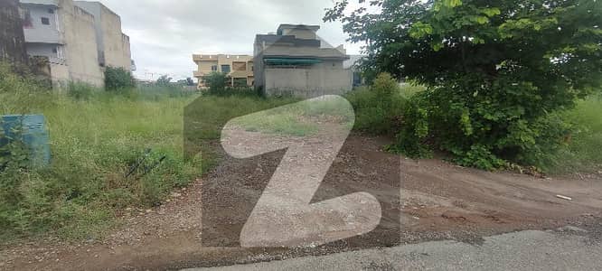 30*70 B Block St 22 Ideal Location Sun Face Plot D-17, Islamabad ...