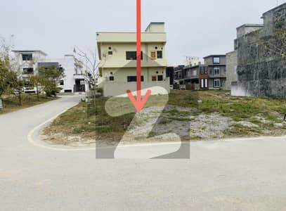 MPCHS Block C 7 Marla Corner Ideal Location Plot For Sale MPCHS B-17 ...