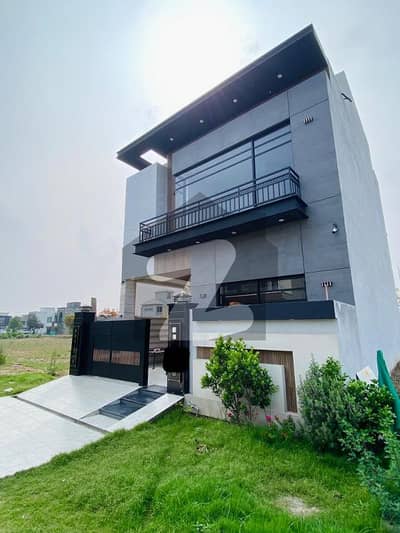 "5 Marla House For Rent - Luxury Living At Its Best!" DHA 9 Town, DHA ...