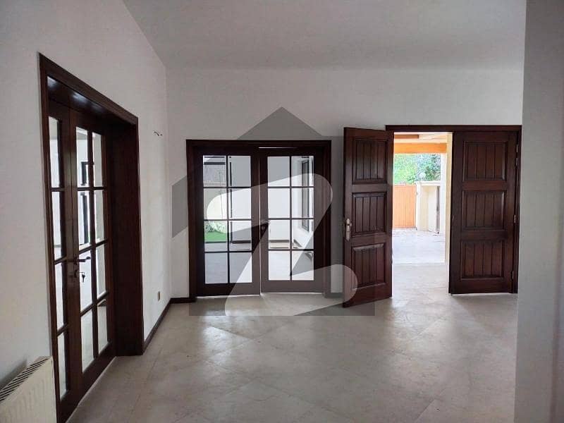 Extra Land House Available For Sale Of Prime Location F-10/2, F-10 ...