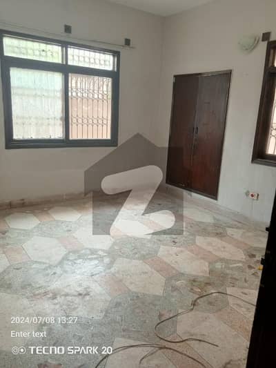 240 Yards Ground Floor 3 Bed dd west open Sept Gate parking Gulshan ...