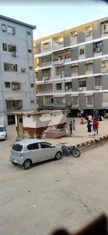 4th Floor UK Apartment 2 For Sale Gulshan-e-Iqbal - Block 14, Gulshan-e ...