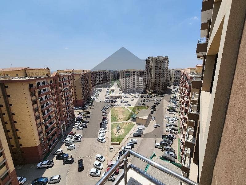 Highly-Desirable 2600 Square Feet Flat Available In Askari 5 - Sector F ...