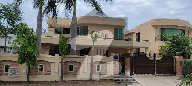 1 Kanal Full House With FullBasement At Prime Location For Sell In DHA ...