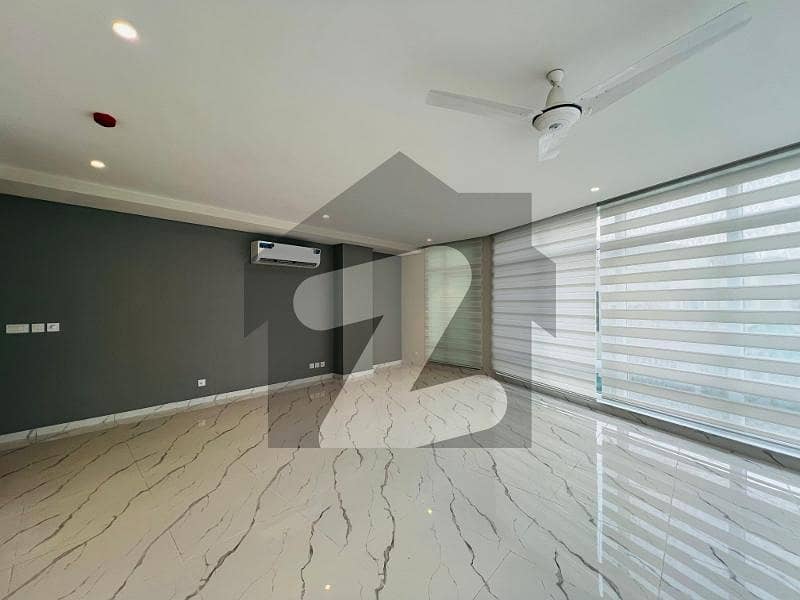 18 Green DHA Defence Raya Phase 6 Flat For Sale Hot Location Defence ...