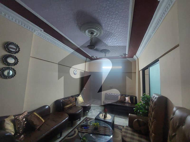 FRONT FACING 2 BED DD Flat Garden East, Jamshed Town, Karachi ...