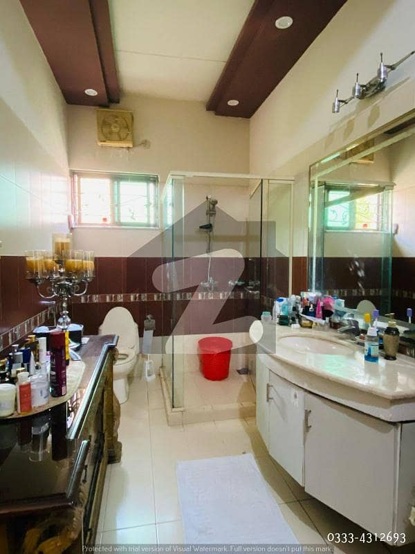 One Kanal Used Modern Design 5-Bedroom Bungalow 15 KV Solar Attached ...