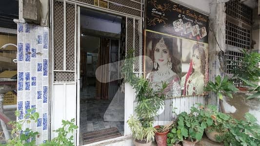 Available Running Beauty Polaur Shop With Washroom Available Inside ...