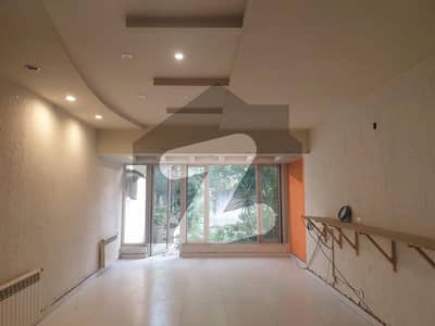 82 Marla Beautiful House For Sale Back of Mm Alam Road Gulberg Lahore ...