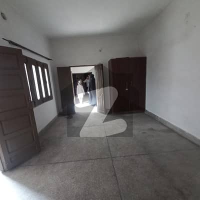 Dubai Real Estate Offer 5 Marla Upper Portion For Rent At Habibullah ...
