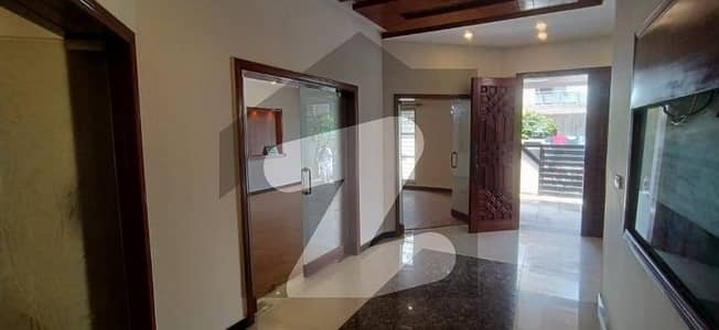 Beautiful Full House For Rent Singl Until Grnd 2 Bad Master Upar 3 Bad ...