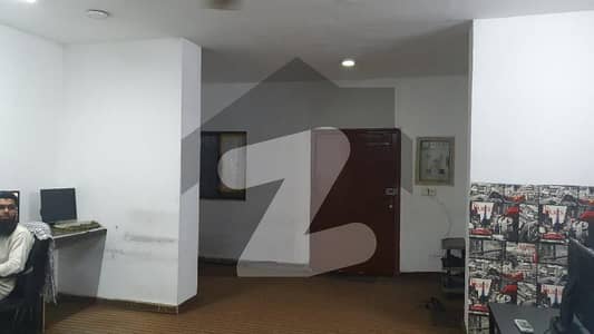 Model Town Extension 2 bedrooms flat for office office Model Town ...