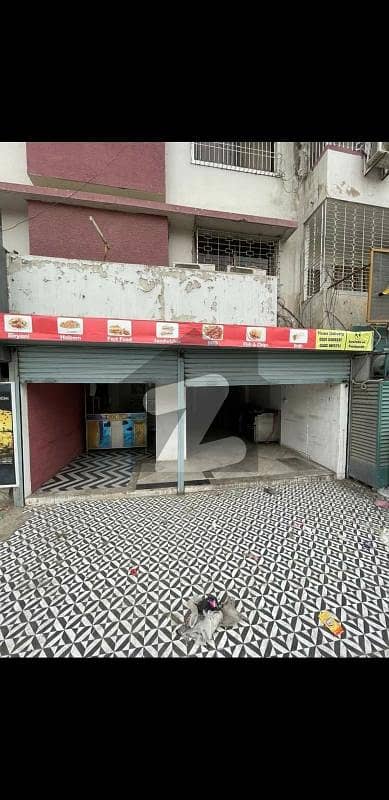 Gulshan iqbal mainroad opposite K. U University double road Gulshan-e ...