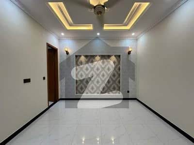 This Is Your Chance To Buy Prime Location House In Central Park - Block ...