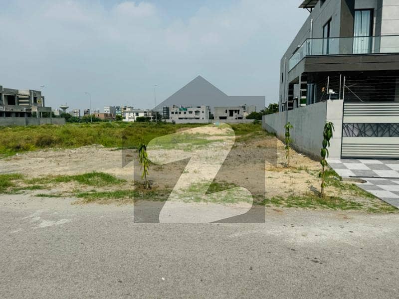 1 Kanal Plot No 1458, Block V, DHA Phase 8 DHA Phase 8 - Block V, DHA ...