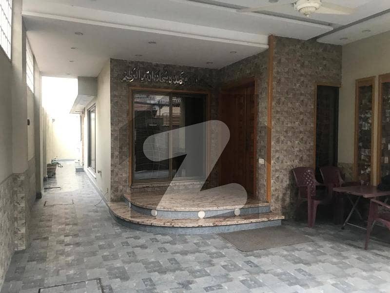 10 MARLA TRIPLE STORY HOUSE FOR SALE AT LAWRANCE ROAD Lawrence Road ...