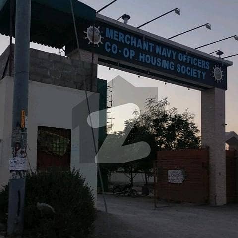 A Stunning Prime Location Flat Is Up For Grabs In Pakistan Merchant ...