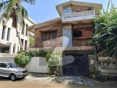 Solid Constructed Triple Storey House In Gulshan Block 6 Gulshan-e ...