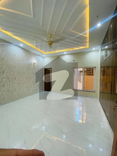 A Perfect House Awaits You In Wapda Town Phase 1 - Block G2 Lahore ...
