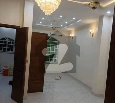 Book A Upper Portion Of 5 Marla In Eden Boulevard Housing Scheme Lahore ...