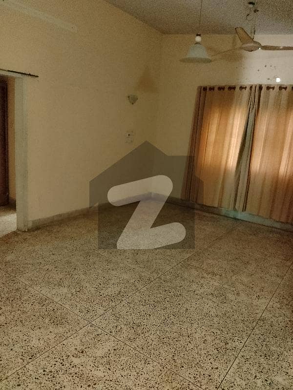 600 Sq Yard First Floor 2 Bed Lounge Gulshan Iqbal Block 6 Gulshan-e ...