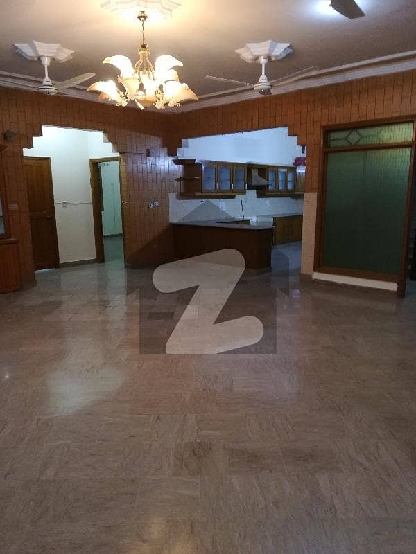 3 Bed With Roof Upper Portion Gulistan-e-Jauhar - Block 14, Gulistan-e ...