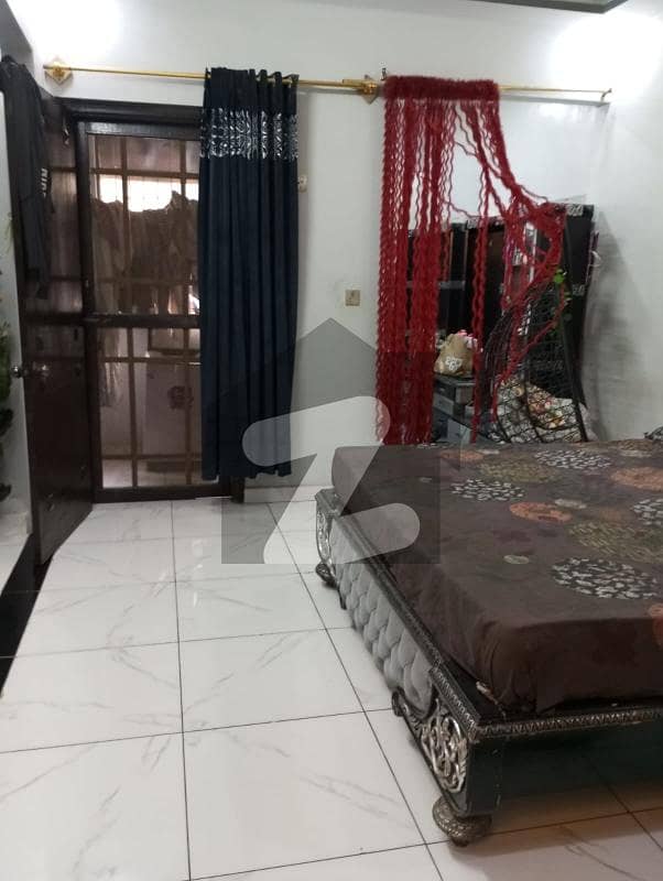 200 Yards Portion 2nd Floor With Roof Gulistan-e-Jauhar - Block 11 ...