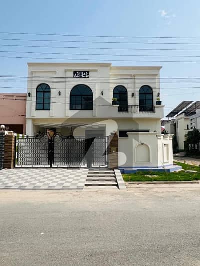 Houses for Sale in Model Town Multan - Zameen.com