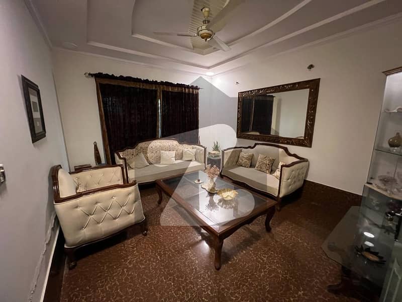 12 Marla House PCSIR staff Colony prime Location Collage road PCSIR ...