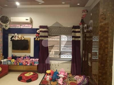 Houses for Sale in Gulberg 3 Lahore - Zameen.com