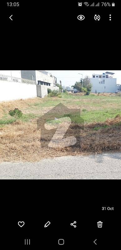 18 Marla Back To Park Hot Location Plot For Sale 2 Minutes Distance To ...